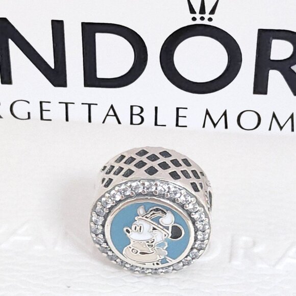 Pandora | Jewelry | Pandora Disney Parks 225 Epcot World Showcase ...